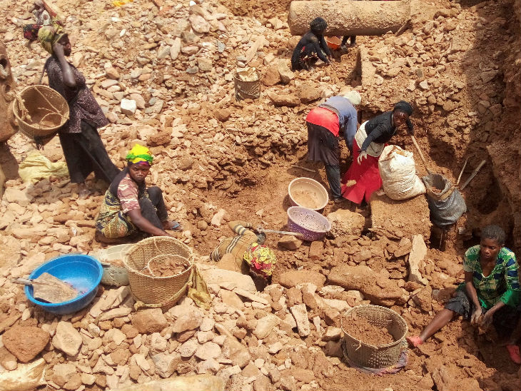 Gold mine collapse in Kivu prefecture kills more than 50, heavy rains ...