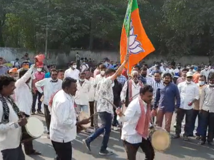Following the BJP's victory in the Karjan seat, celebrations erupted ...