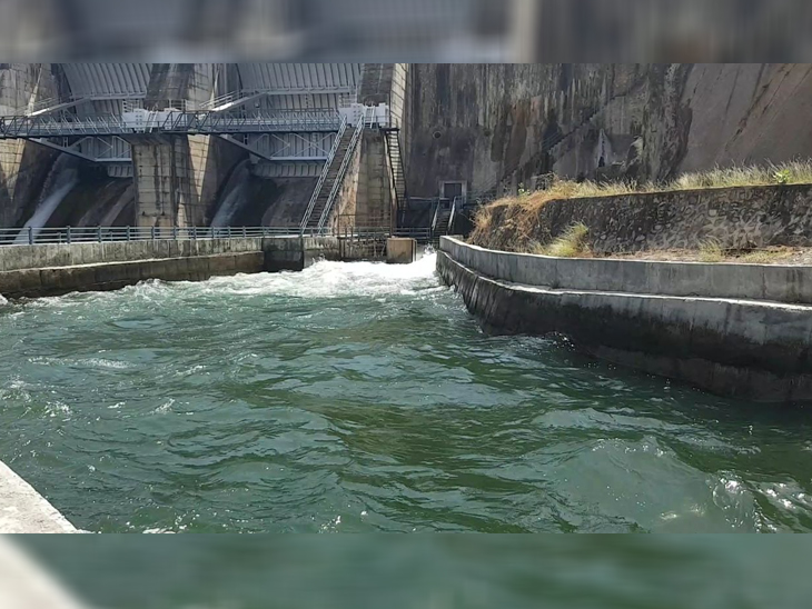 250 cusecs of water was released from Panam Dam in phases for ...