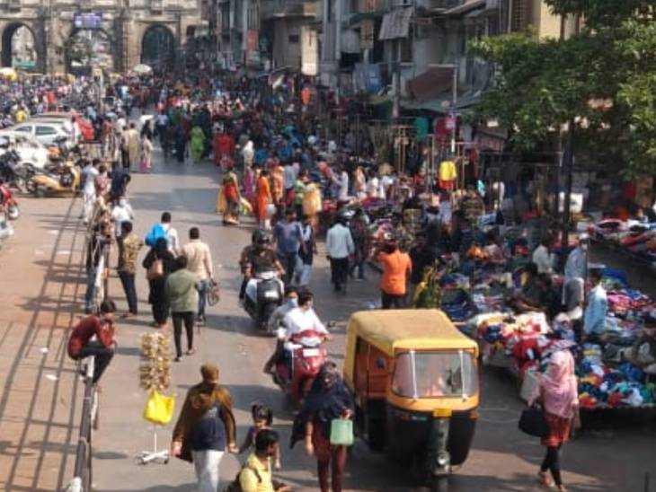 Crowds flock to Kalupur Vegetable Market, Kalupur Darwaza and Lal ...