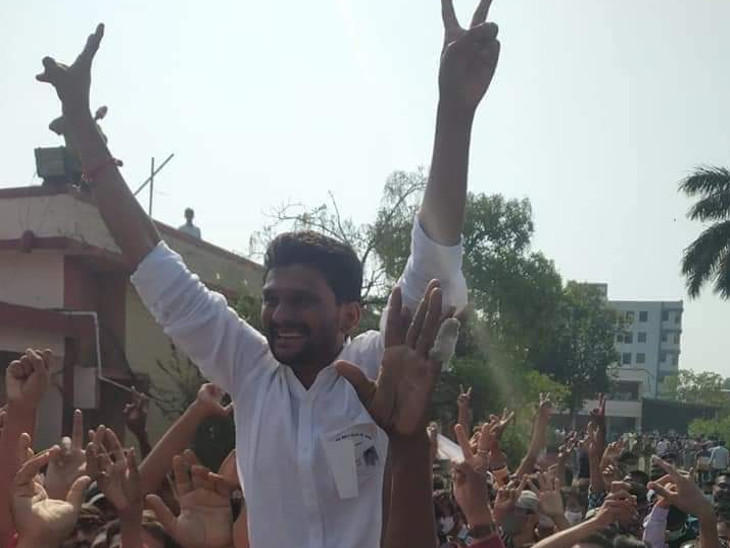 Corona forgets in celebration of Sayan Sugar Factory election victory ...