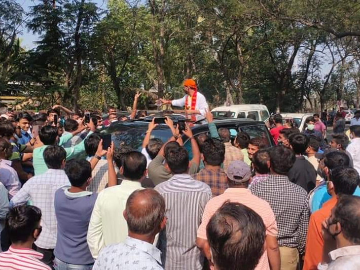 Corona forgets in celebration of Sayan Sugar Factory election victory ...