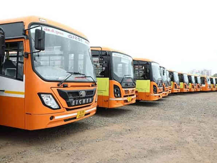 After 1 year in Naroda workshop, construction of ST bus started, at ...