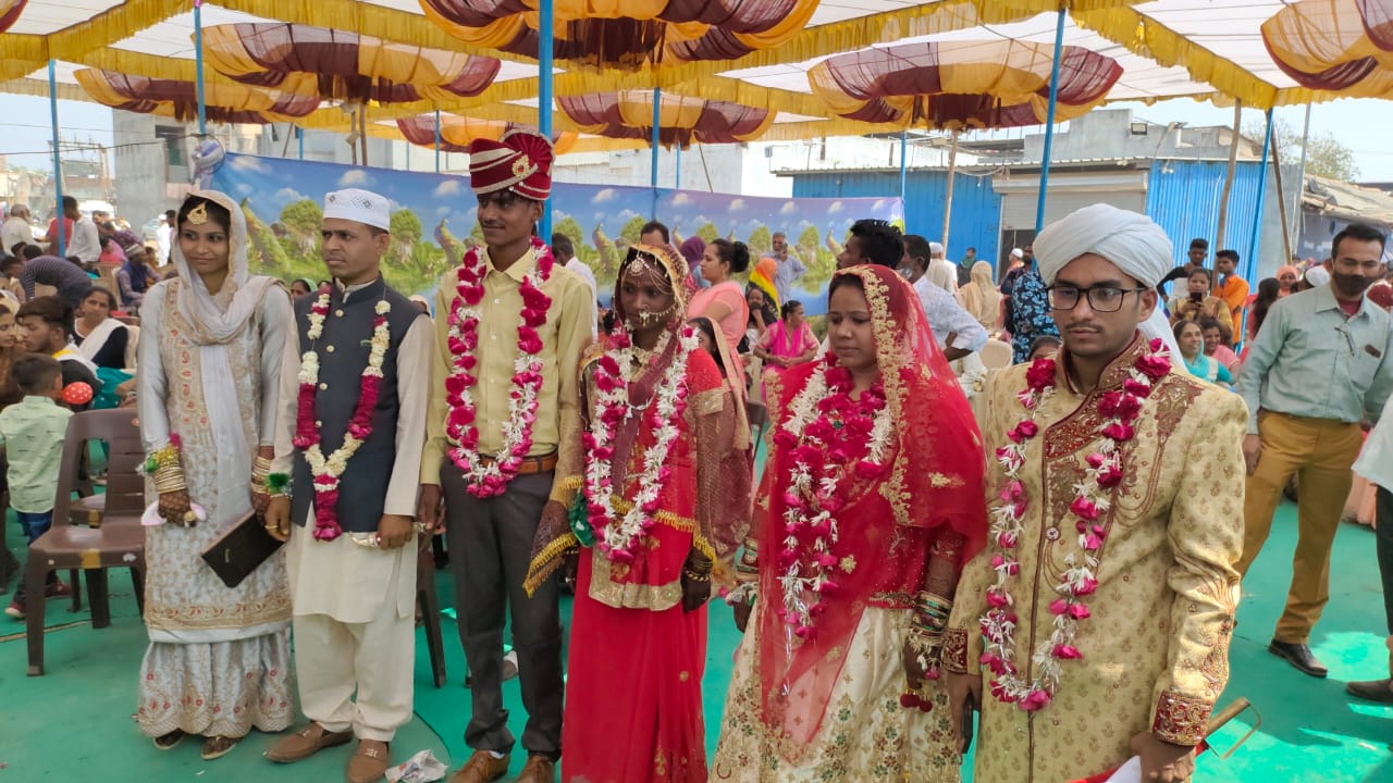 Mass wedding with communal unity held at Wagra, about 30 Hindu-Muslim ...