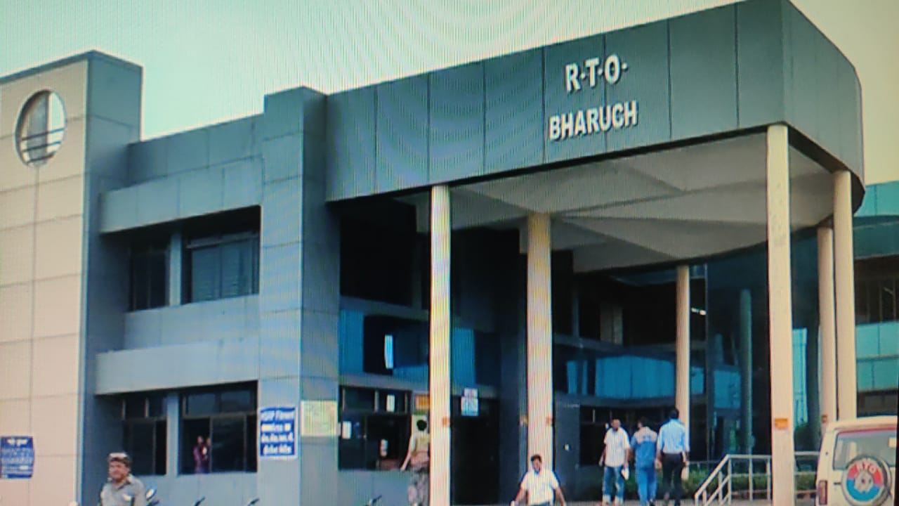 Operators of Travels business in Bharuch threatened to park their ...