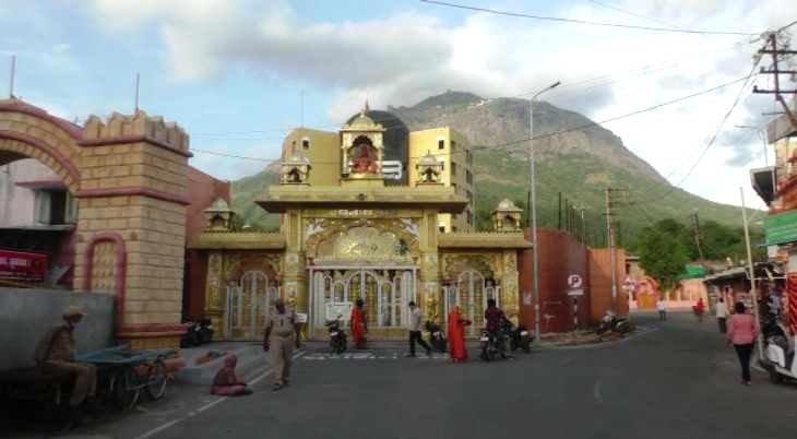 The gates of temples including Bhavnath of Junagadh opened after 58 ...