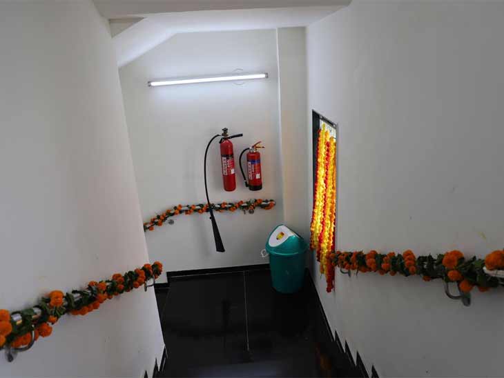 Chandkheda and Paldi police stations new building like corporate office ...