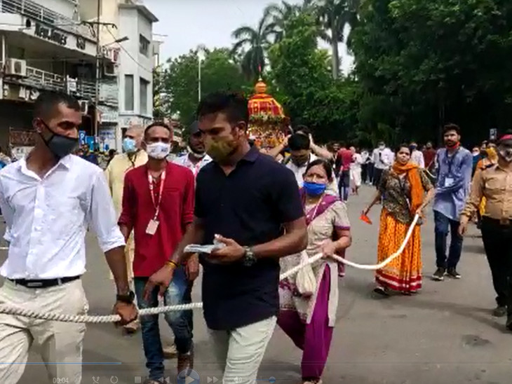 Lord Jagannath Nagarcharya devotees were deprived of darshan, monks and ...