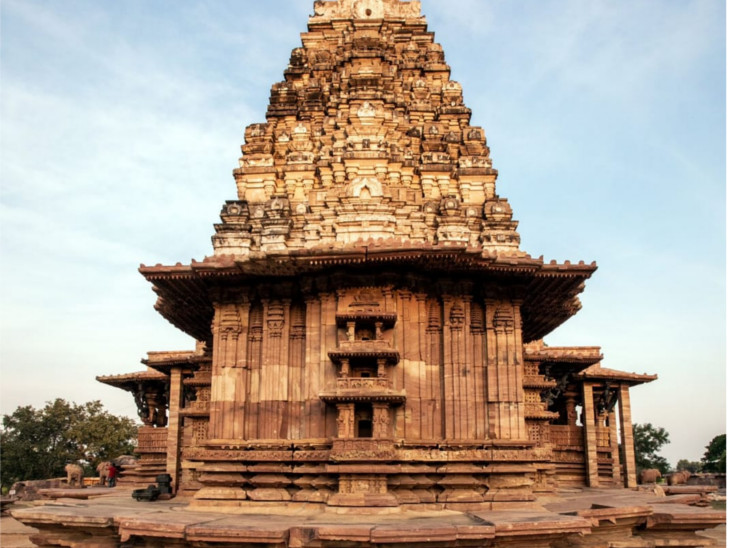 The Kakatiya Rudreshwar Ramappa Temple in Telangana has been inscribed ...