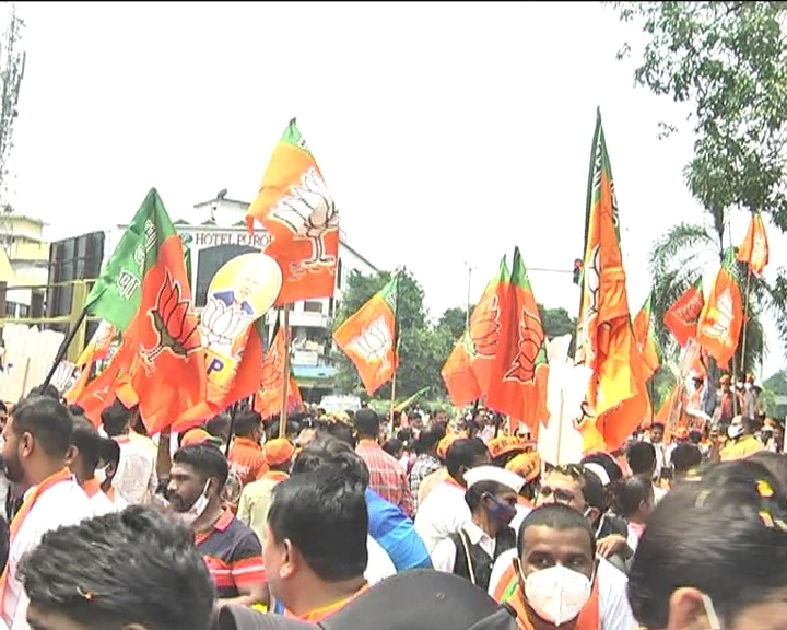 BJP, Congress and Shiv Sena candidates have filed nominations for Dadra ...
