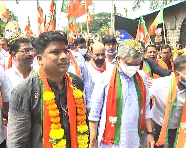 BJP, Congress and Shiv Sena candidates have filed nominations for Dadra ...