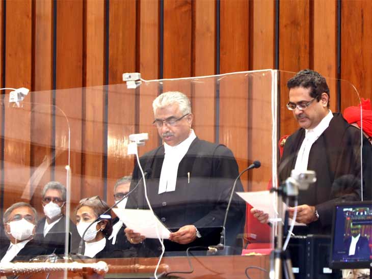 Gujarat High Court swears in 7 newly appointed judges, Chief Justice ...