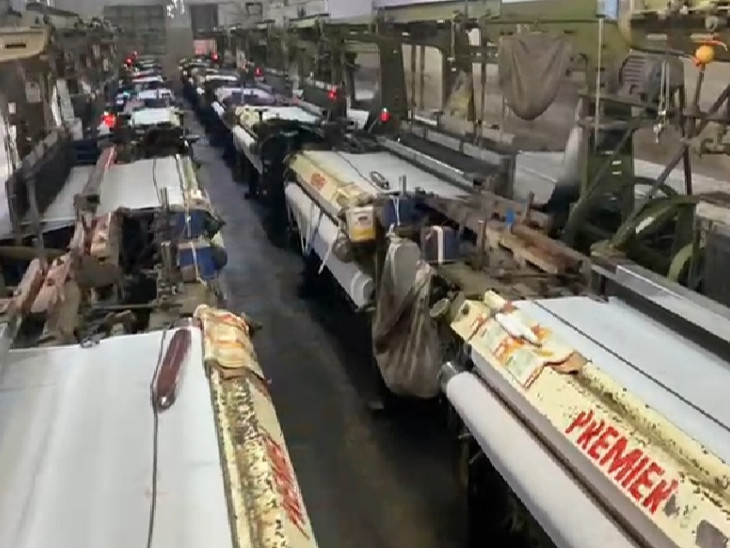 Posters in udiya language saying 'If you go to factory without price ...