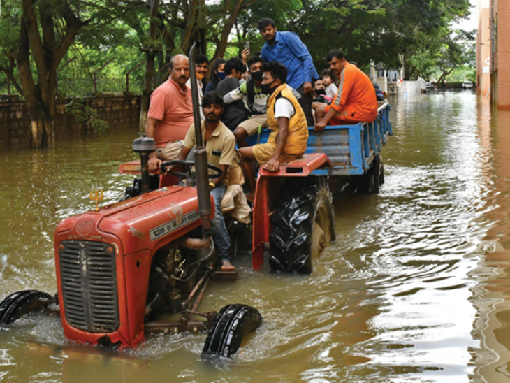 57 deaths in Andhra-Karnataka, 1366 villages affected by floods; Damage ...