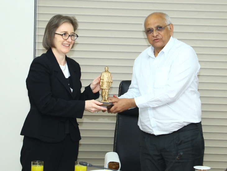 Luxembourg Gand Dutch Ambassador Peggy Frantzen on a visit to Gujarat ...