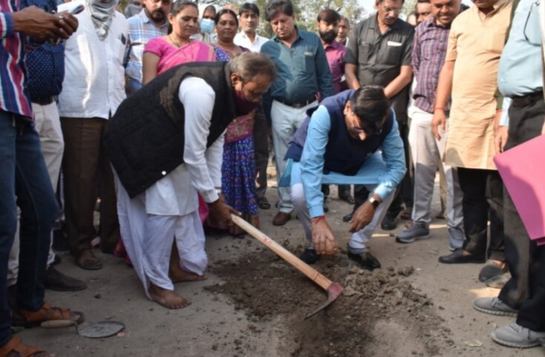 Minister of State Brijesh Merja handed over Rs. Development works were ...