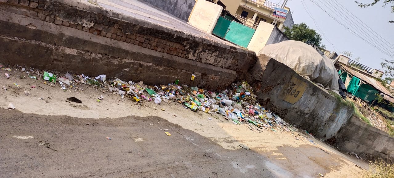 Villagers harassed by lack of basic amenities in Gandhinagar's Lekawada ...