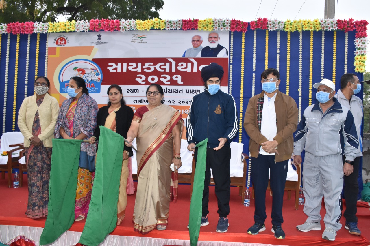 Beneficiaries were given certificates by Lilaben Ankolia, Chairperson ...