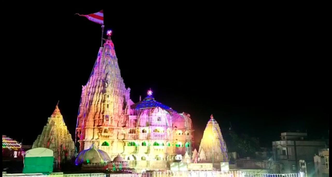 Only 20 devotees will now be allowed to hoist flag at Jagatmandir in ...