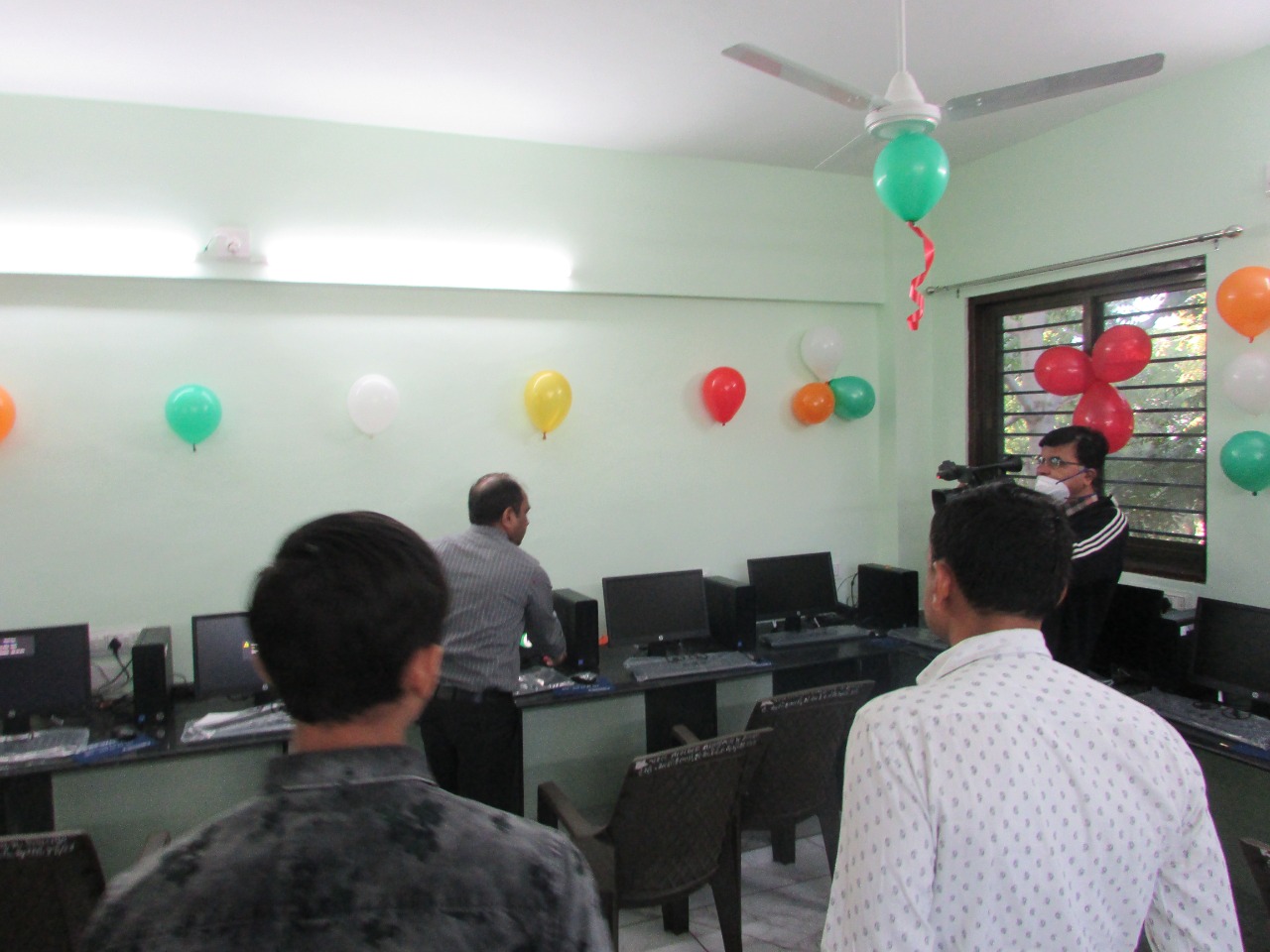 A young man from Shankhalpur set up a state-of-the-art computer lab at the same school at a cost ...