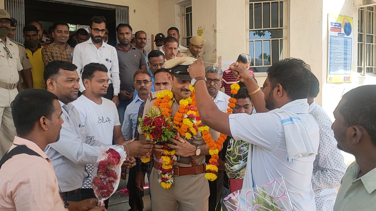 PSI of Dharampur taluka shifted to Vapi Town police station, villagers ...