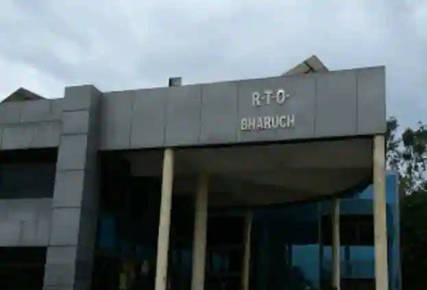 Safety drive for Bharuch RTO school students, 8 school buses detained ...