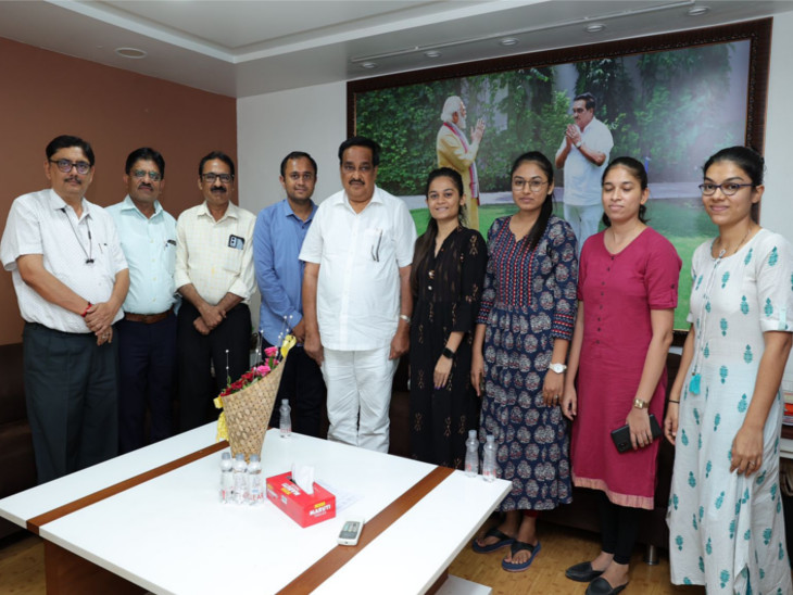 Nine nursing staff of Surat Civil Hospital passed the AIIMS examination