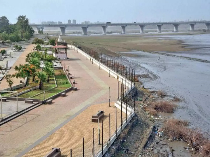 Work on the 33 km long Tapi riverfront will not start this year either ...