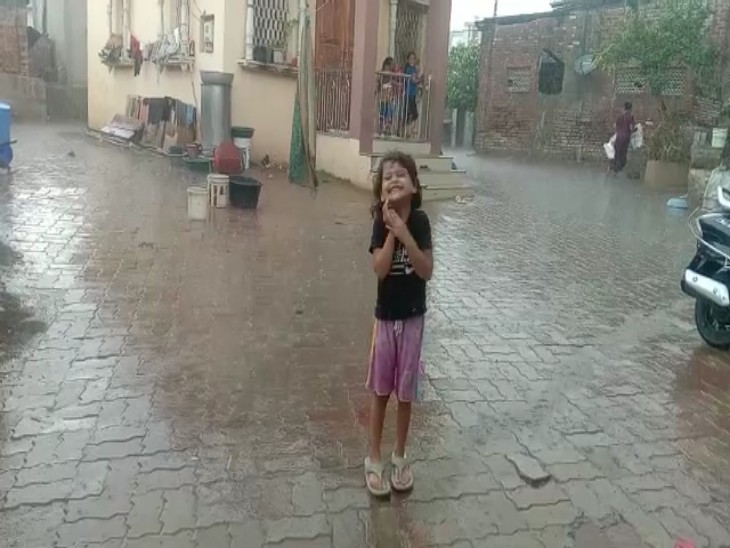 Monsoon arrives in Navsari district, two inches of rain falls in ...