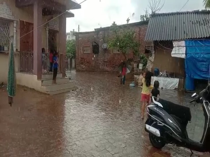 Monsoon arrives in Navsari district, two inches of rain falls in ...