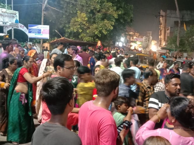 Dashama idols were immersed in lakes; Farewell to the auspicious ...