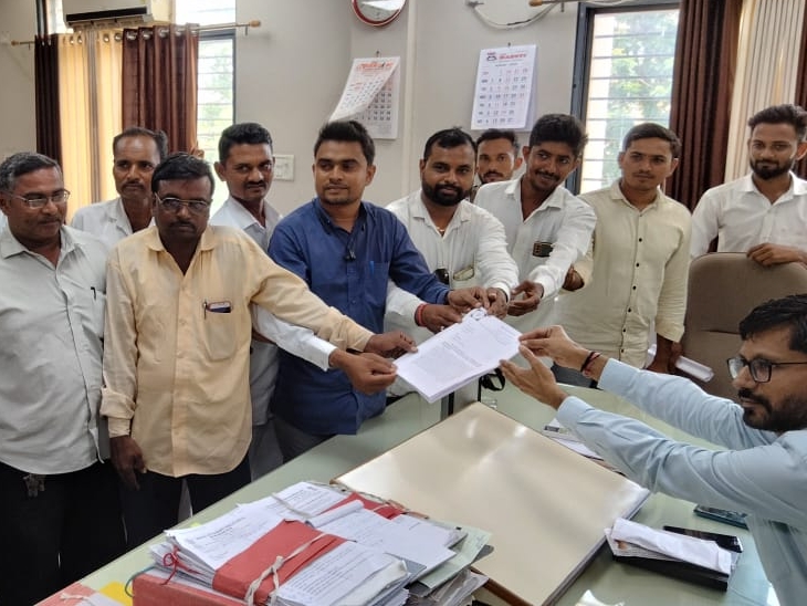 Una Taluka joint sarpanch front presented with demand for suspension of ...