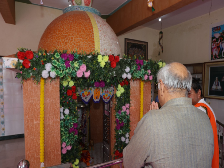 Raipar village of Babara Bhupendra Patel had darshan at Veerabapa's ...