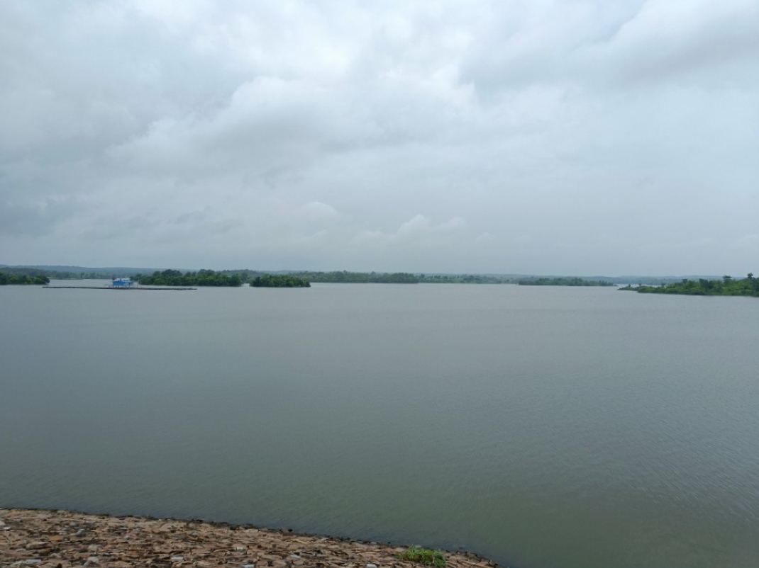 2 thousand cusecs of water released from Bhadar Dam in Mahisagar ...