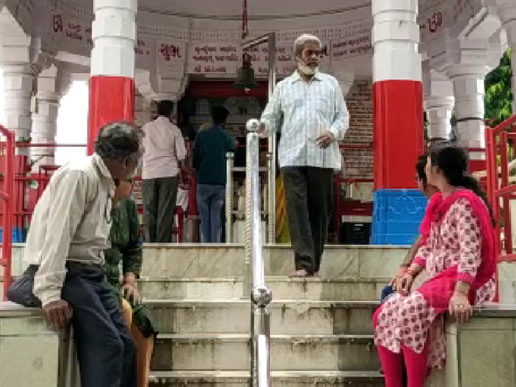 Historic Motnath Mahadev Temple of Treta Yuga in Vadodara, Lord Sri ...