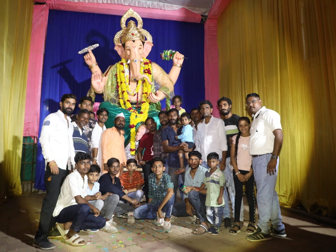 In Godhra, Dundaladeo Ganesha was installed in a pandal to the tune of ...