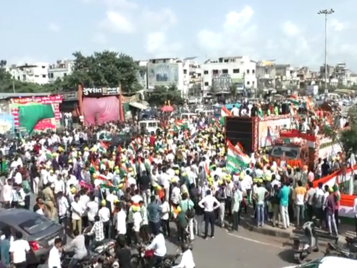 A large number of people joined the Tricolor Padayatra, marking 7 years ...