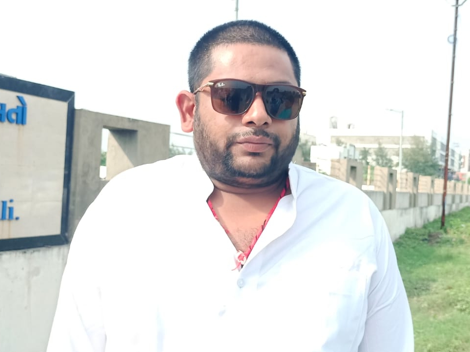 300 crore disproportionate property complaint in Modasa court against Ahmedabad city 'Aap ...