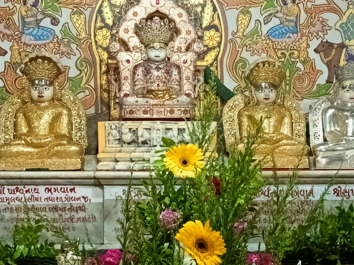 Jainbandhus celebrate Samvatsari in Bharuch district, completion of ...