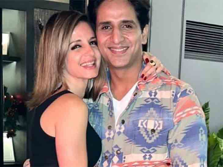 hrithik roshan ex wife Sussanne Khan and Arslan Goni share pics from ...