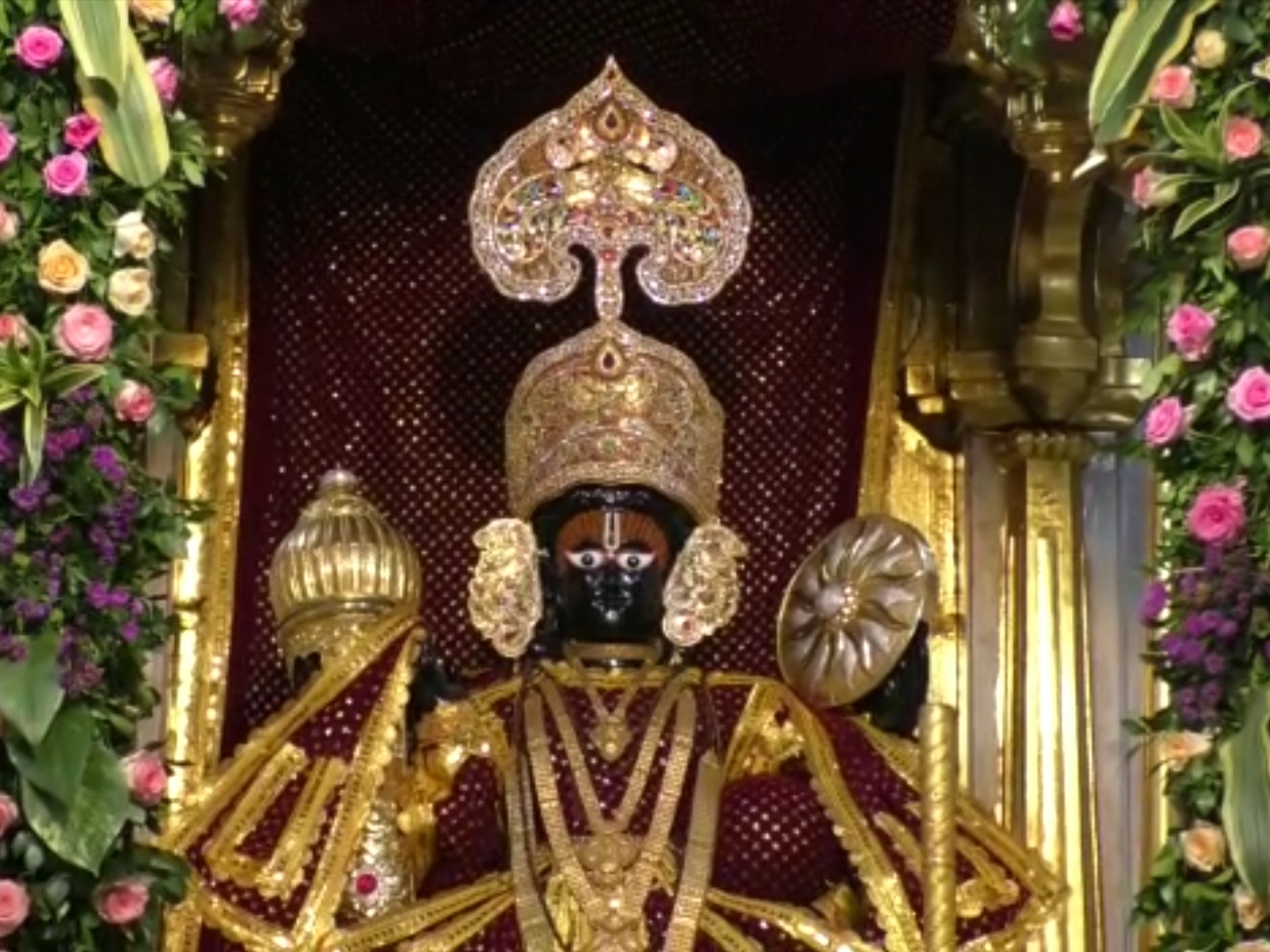 Thousands of devotees thronged the pilgrimage site Shamlaji on the ...