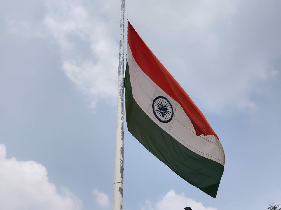 After the death of Queen Elizabeth II of England, the national flag was ...