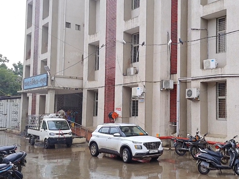 1 woman killed, 1 injured in Kadiyali village of Rajula taluk of Amreli ...