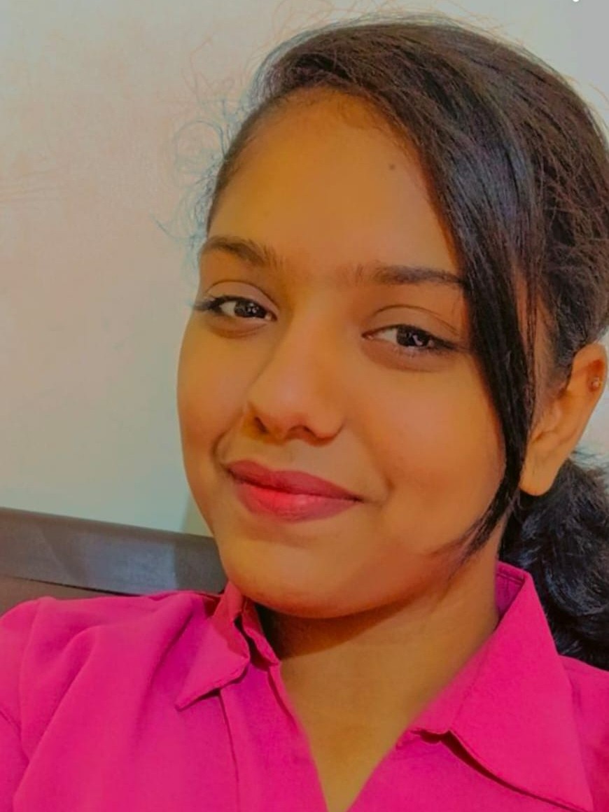 A girl student studying in class 11 scored 93 marks with A grade in ...