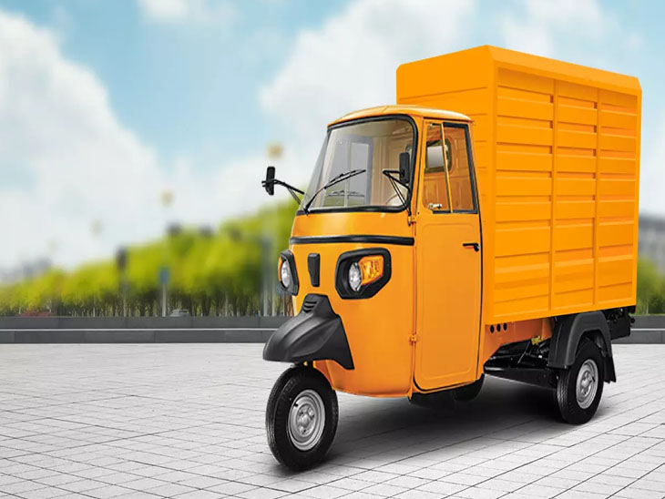 100% electrification of two-three wheeler vehicles required in 4 years ...