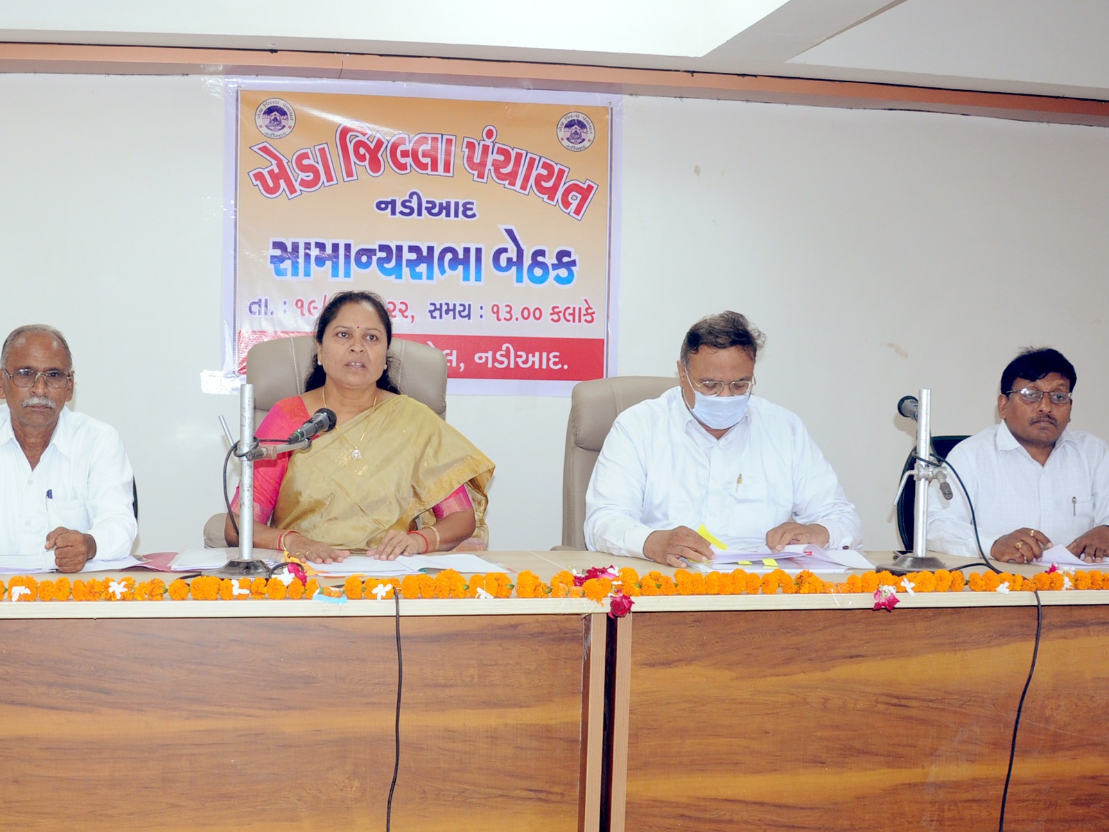 Congress MLA from Mahudha alleges that the general meeting of Kheda ...