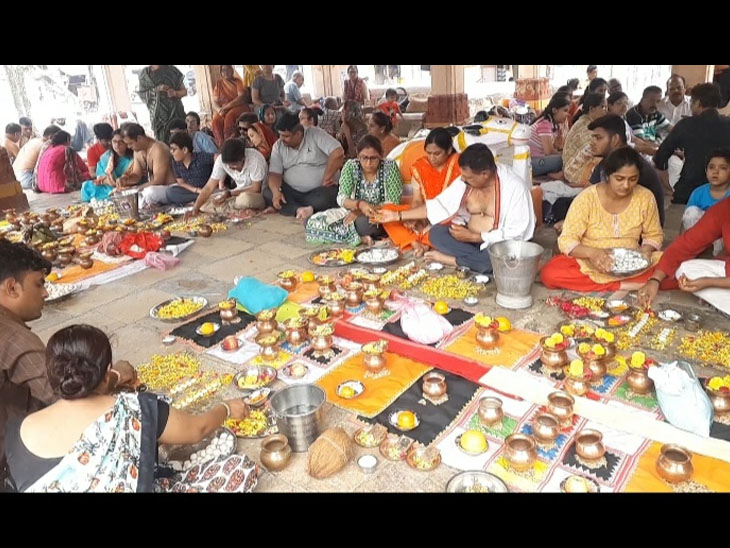 In Chandod, more than 60 thousand people performed Tarpan-Shradham to ...