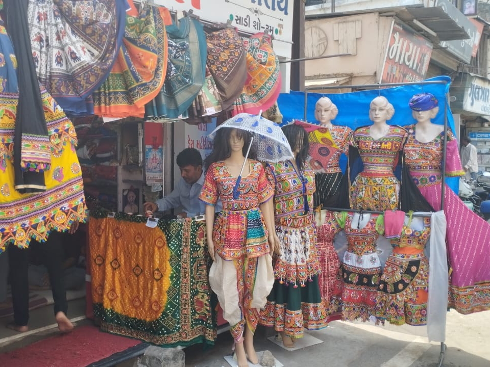 Patan cloth market Rs. 300 to 5 thousand with advanced work chania ...