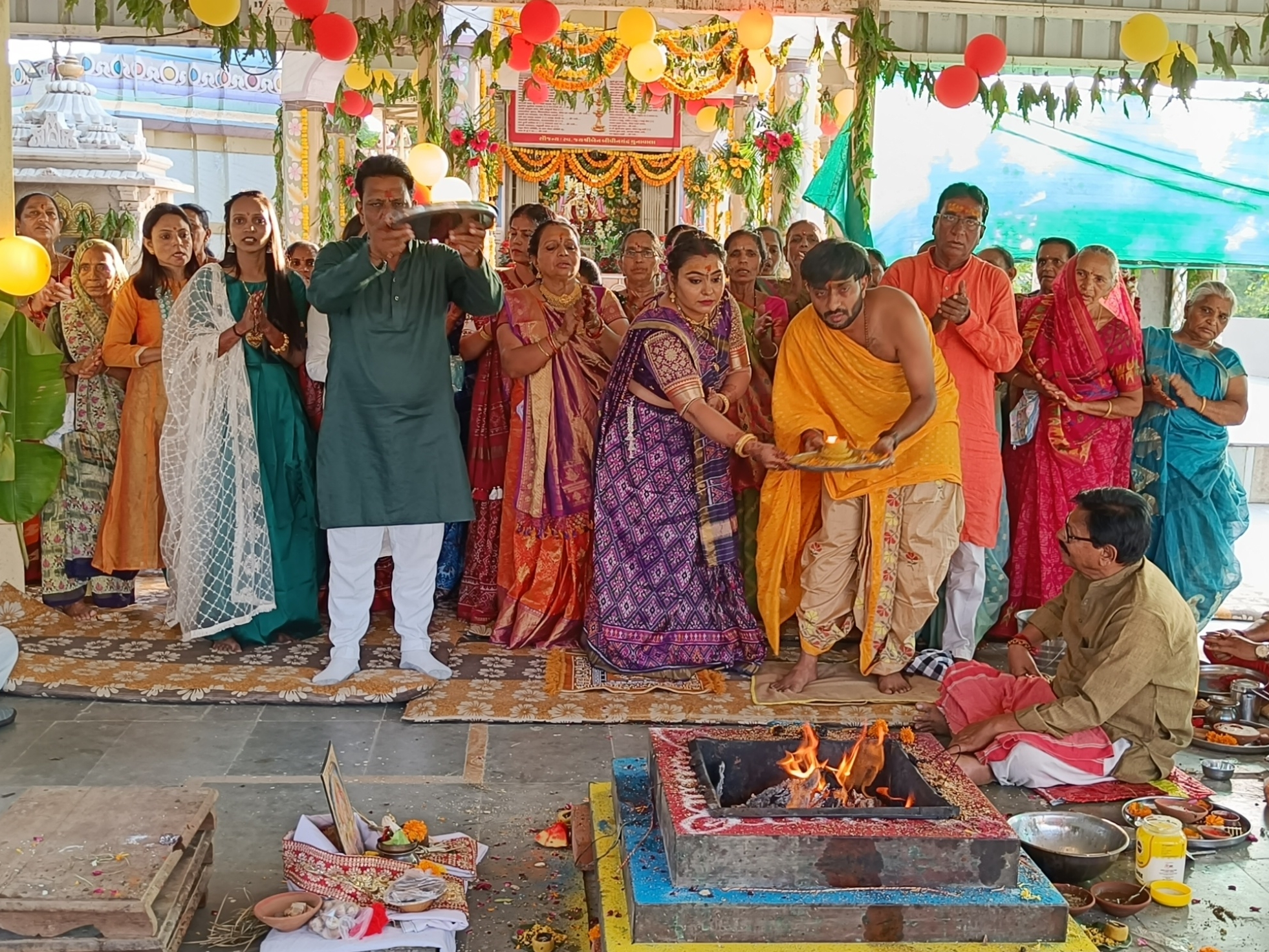 Havan of Kuldevi Bahuchar Mataji of Koda family living in Zinipol of ...