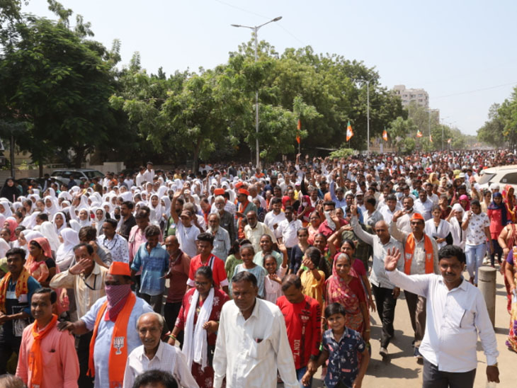 Saw such a huge mass of people for the first time despite walking all ...